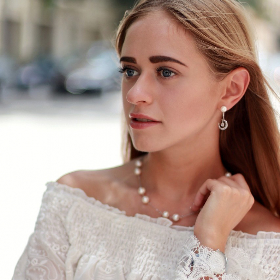 Arabesque - DK Pearla